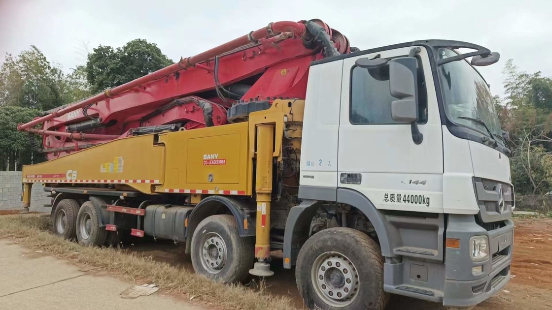 Open Type Hydraulic System Shacman Used Concrete Pump Truck With 56m ...