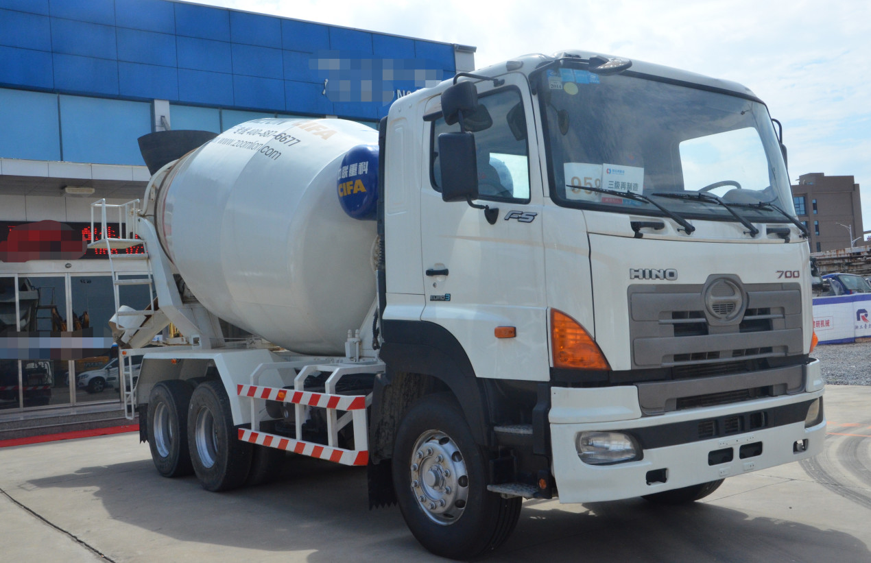 Euro III Refurbished Concrete Mixer Trucks Zoomlion Mixer Truck 10m3 ...