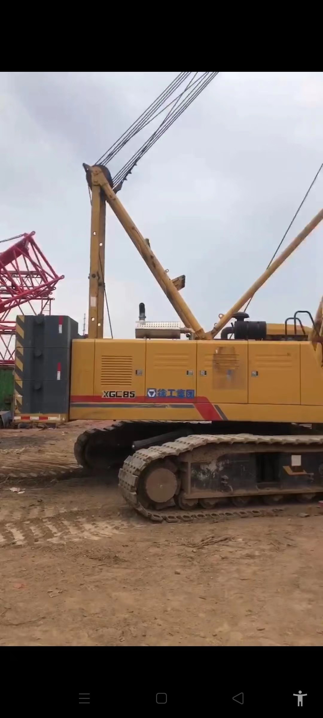 2017 XCMG 85 Ton Used Crawler Crane XGC85 for lifting and moving heavy ...