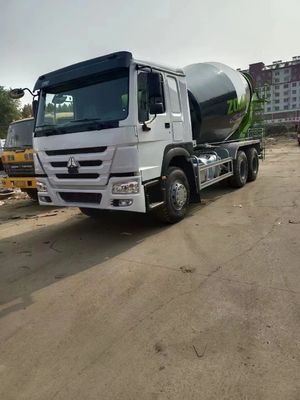 12m3 Self Loading Concrete Mixer Truck with 6x4 HOWO chassis